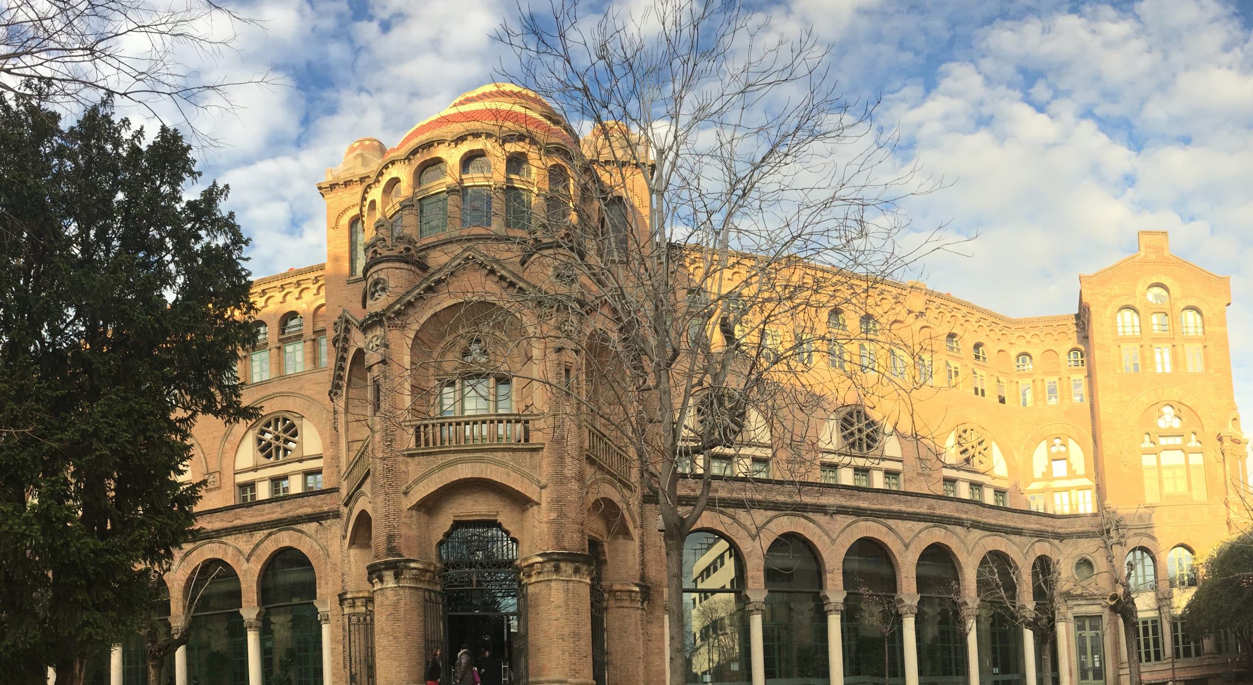 What it's Really Like to Be a Student in Barcelona, Spain